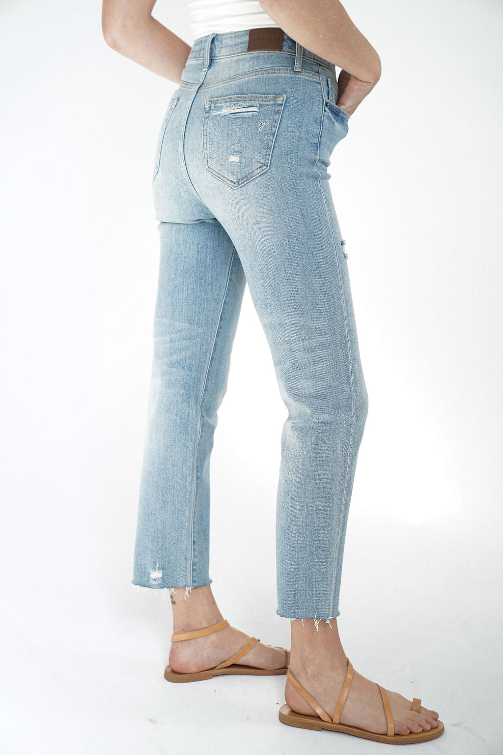 Chrissy Distressed Straight Leg Jeans– CARLY JEAN LOS ANGELES